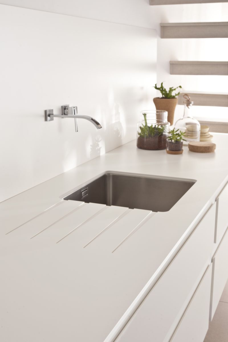 POLYREY - Panneau stratifié compact HPL teinté masse Monochrom, cat ...