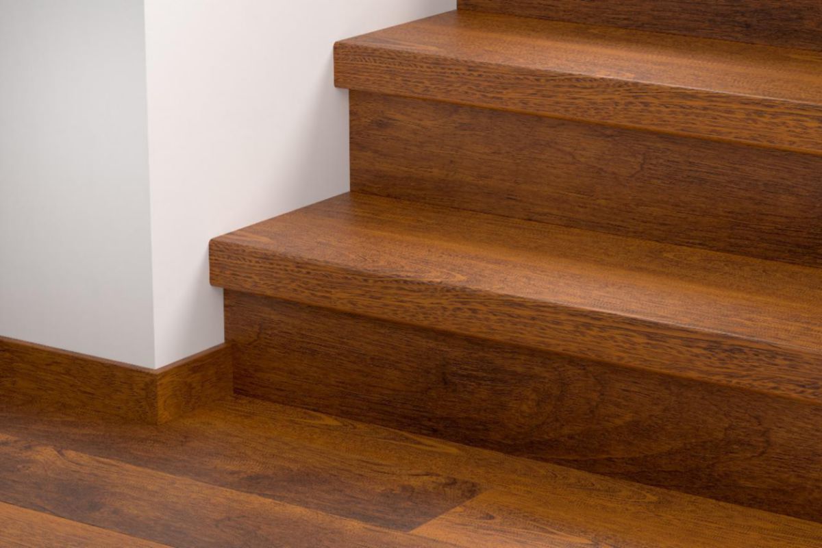 QUICK STEP - Couvre-marche Quick-Step Merbau 59 x 79 x 1330 mm ...