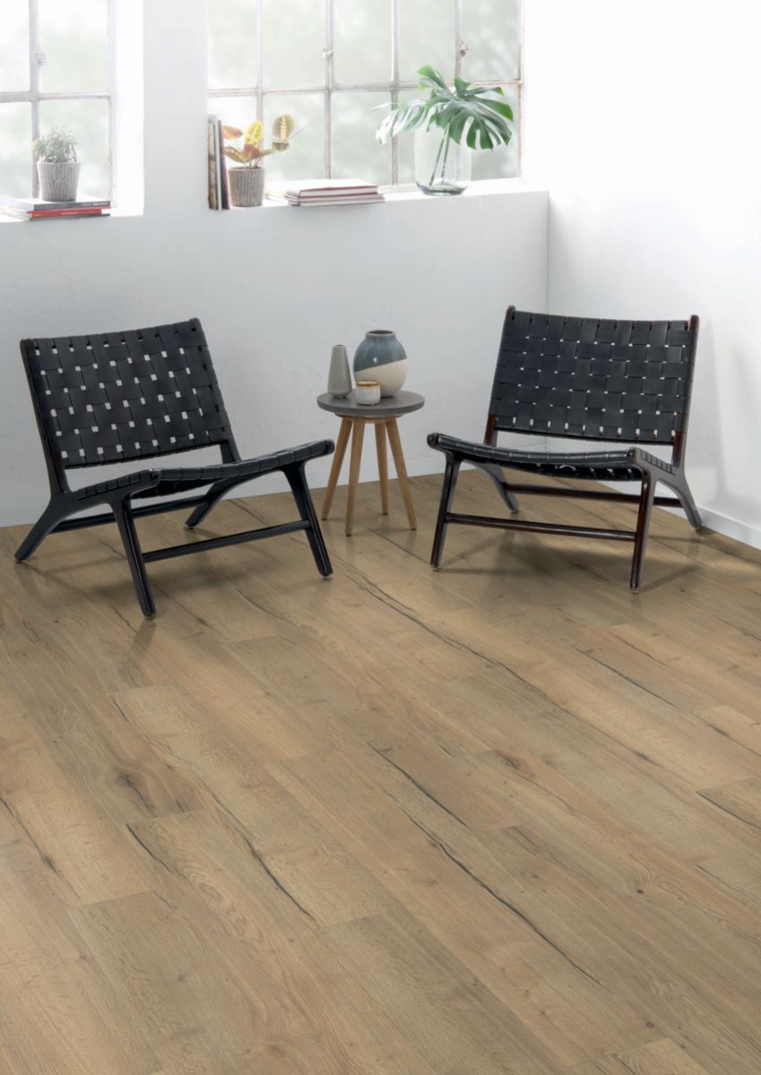 EGGER - Sol stratifié Classic 4 chanfreins 8/32 Aqua+ EPL159 chêne Valley naturel 8 x 193 x 1292 ...