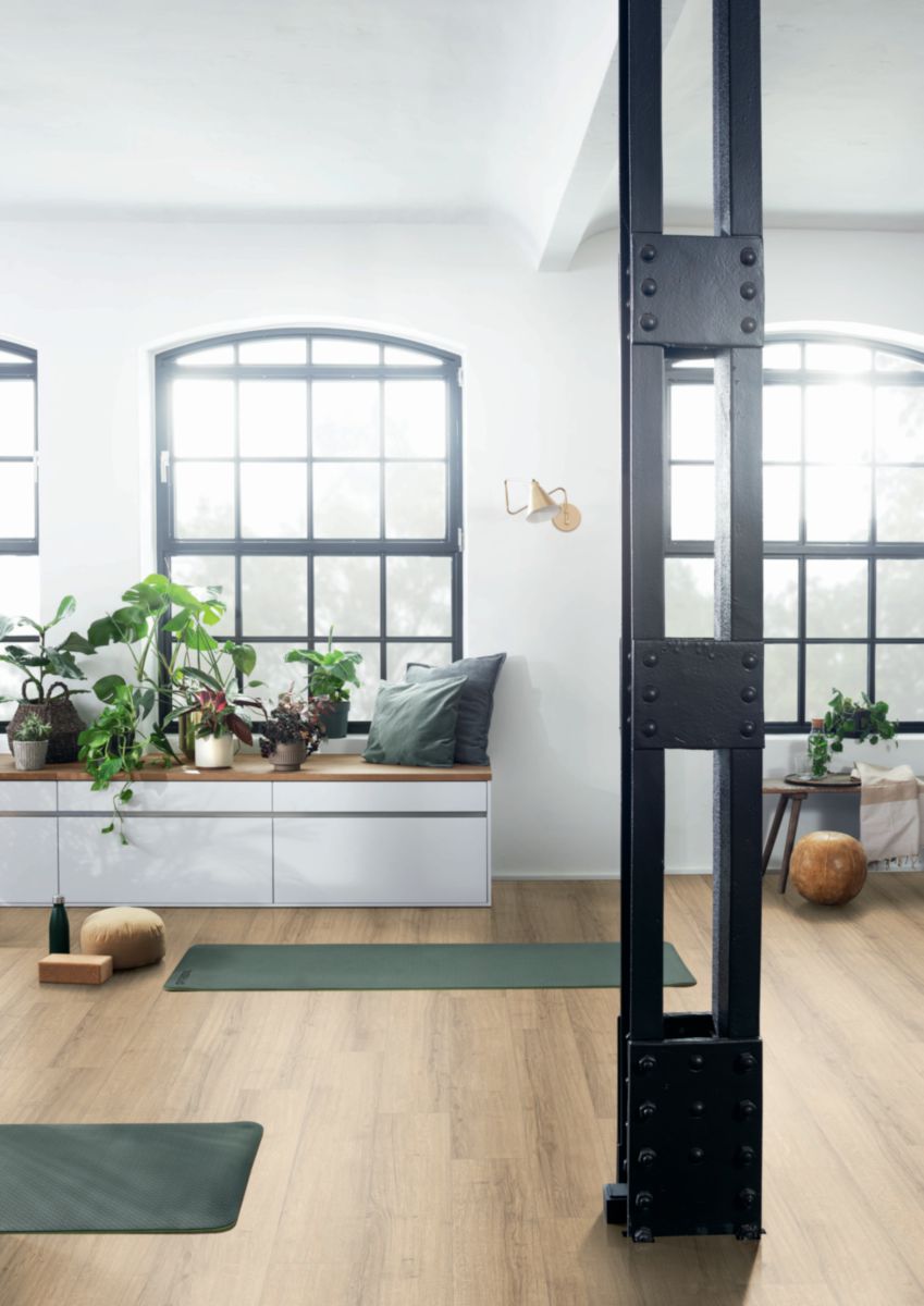 EGGER - Sol stratifié Classic EPL204 - Chêne Sherman marron clair - classe 32 - 4 chanfreins ...