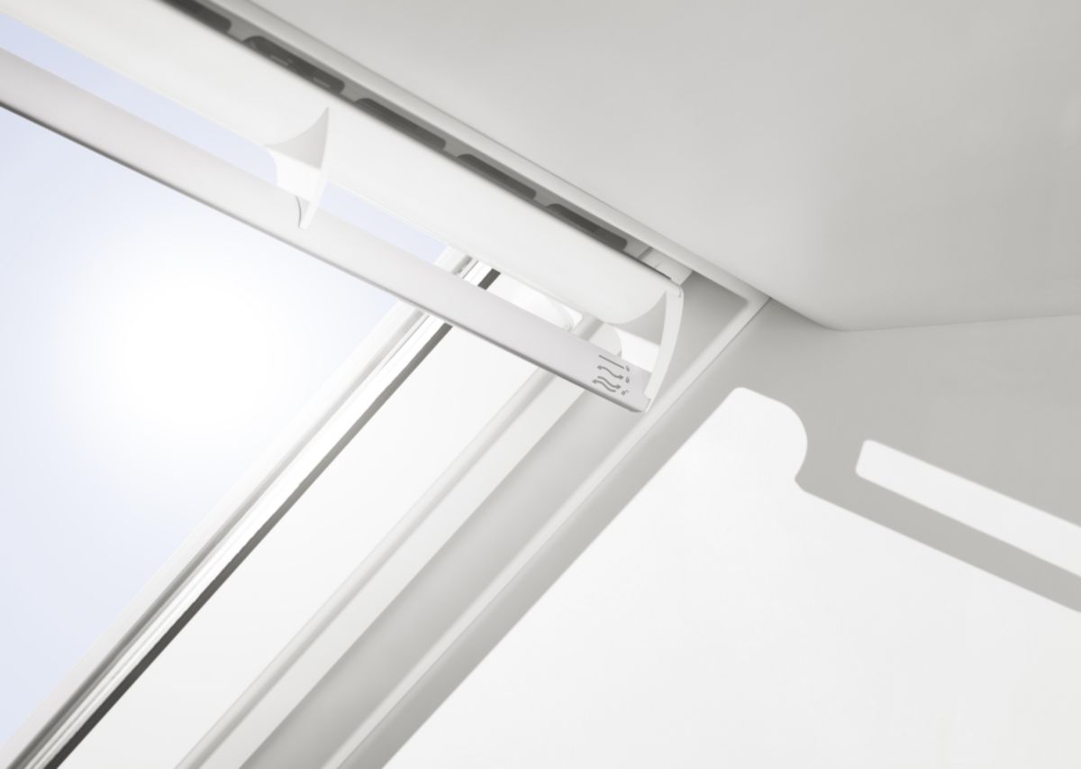 VELUX - Fenêtre à rotation Tout confort blanche, EVERFINISH GGU MK04 ...