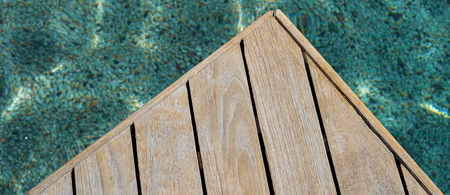 Terrasse en bois et chlore : quels sont les effets ? Comment préserver ...