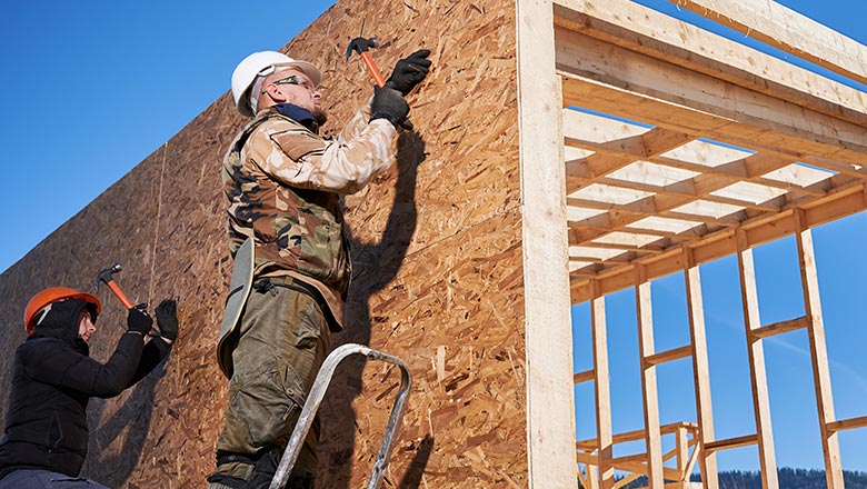 Peut-on utiliser des panneaux OSB en extérieur ? | Dispano