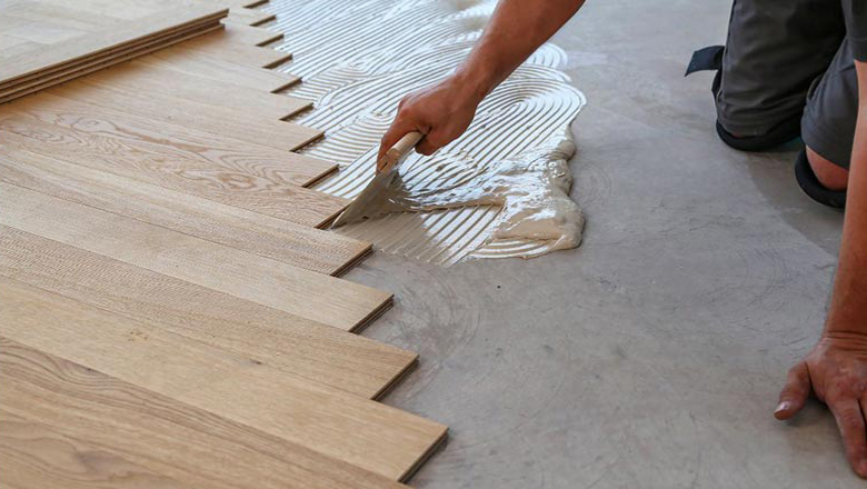 Quelle est la différence entre un sol stratifié et un parquet contrecollé ? | Dispano