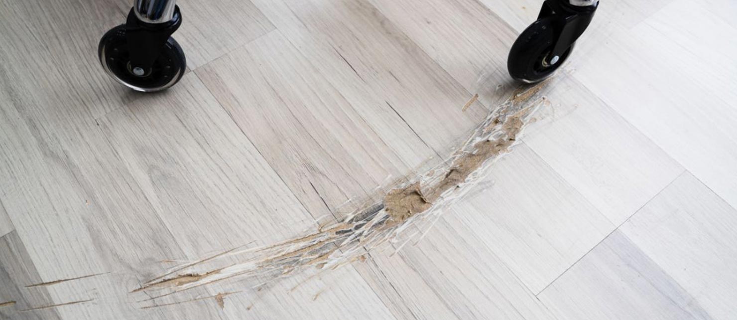 Comment réparer un sol stratifié ? | Dispano