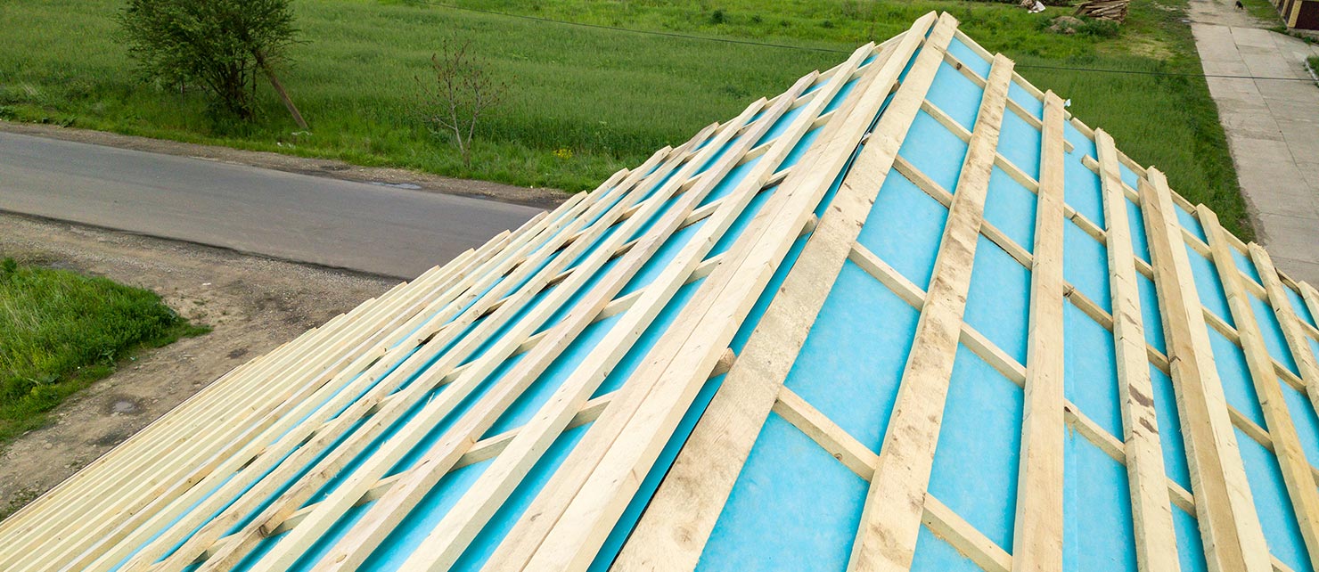 Comment faire une charpente 2 pans ? | Dispano